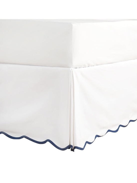 HIG | Bedding | Easyfit Scalloped Edge Bed Skirt White Navy 8 Drop King ...